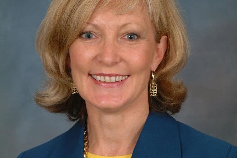 Lynne McCormack | STEM Women